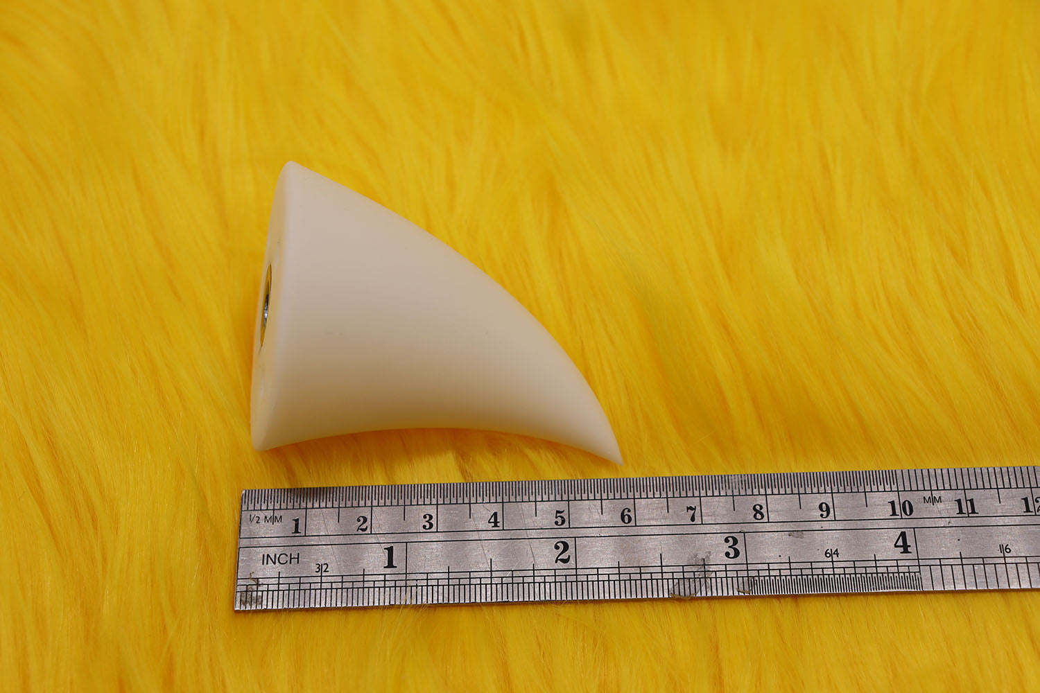 Pointed Puppet Horns